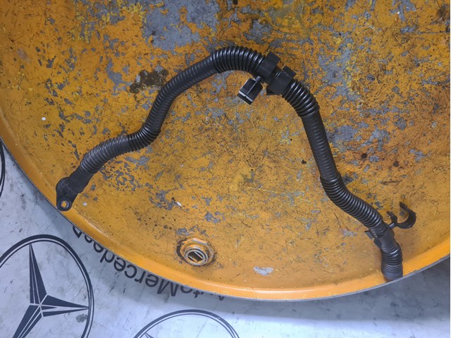 2700180900 Mercedes провод вакуумный mercedes m270 a2700180900 oe