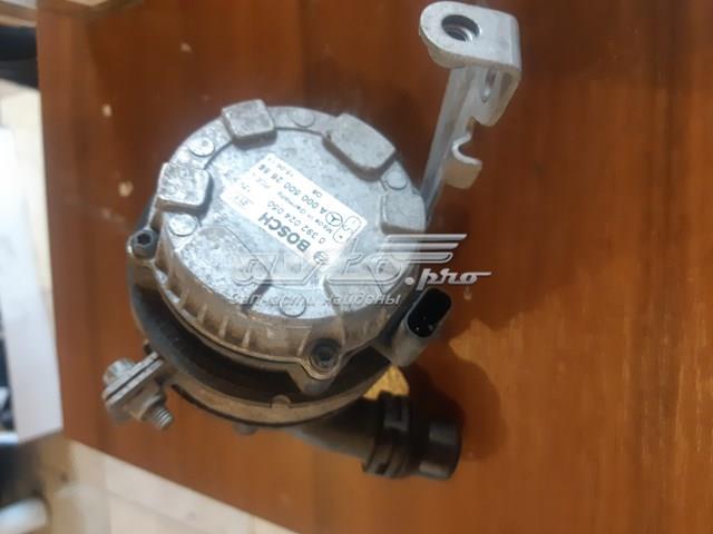 A0005002686 Mercedes помпа водяная (насос охлаждения, дополнительный