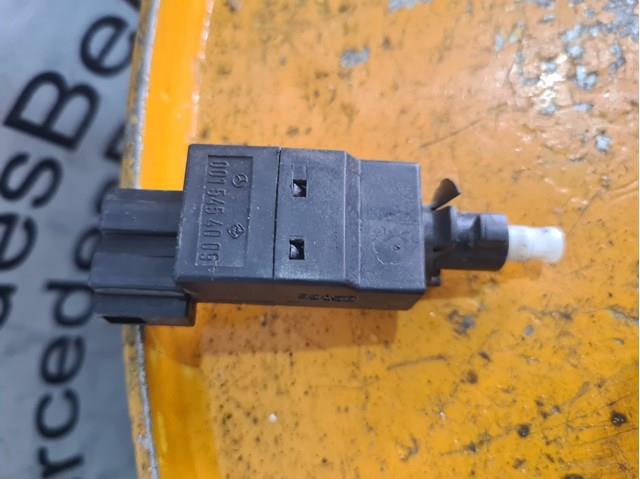 A0015454009 Mercedes датчик включения стопсигнала