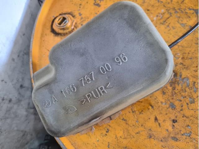 A1667570096 Mercedes шумка привода дотяжки замка багажника (арт102)