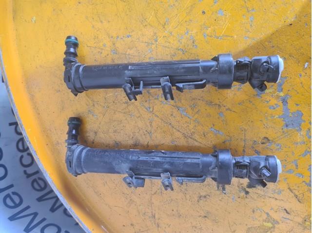A1668601247 Mercedes держатель форсунки омывателя фары (подъемный цилиндр)