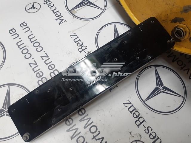 A1668850181 Mercedes панель крепления номерного знака переднего