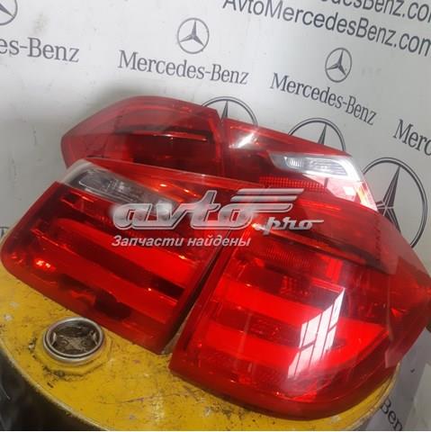 A1669067601 Mercedes задний правый фонарь