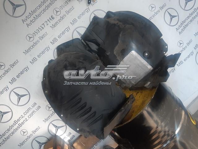 A2046905630 Mercedes подкрылок крыла переднего правый передний