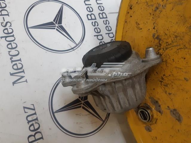 A2052406717 Mercedes подушкa двигателя (сторона установки: справа)
