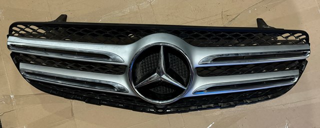 A2538801401 Mercedes панель облицювання радiатора