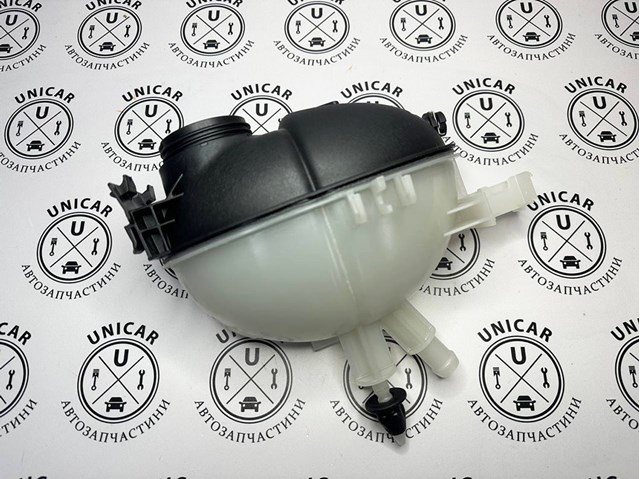 Бачок системы охлаждения, расширительный на Mercedes GLK-Class (X204)