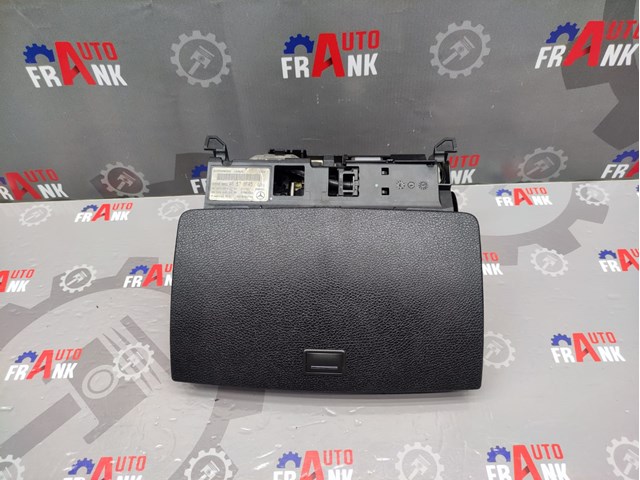 A2048204697 Mercedes монитор