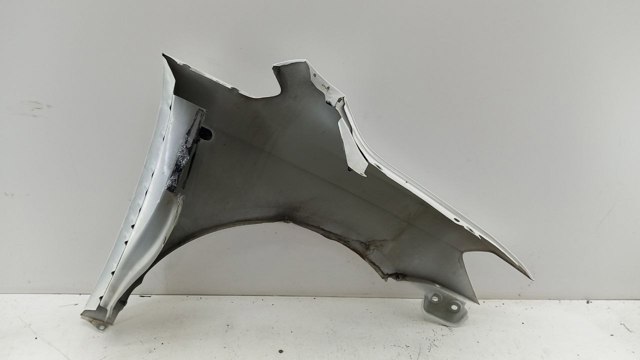 2K5821021B VAG крило кузова