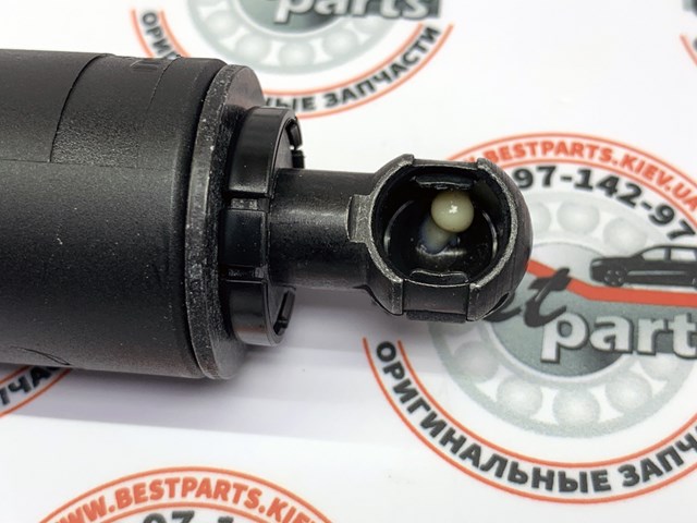 31217640 Volvo амортизатор багажника