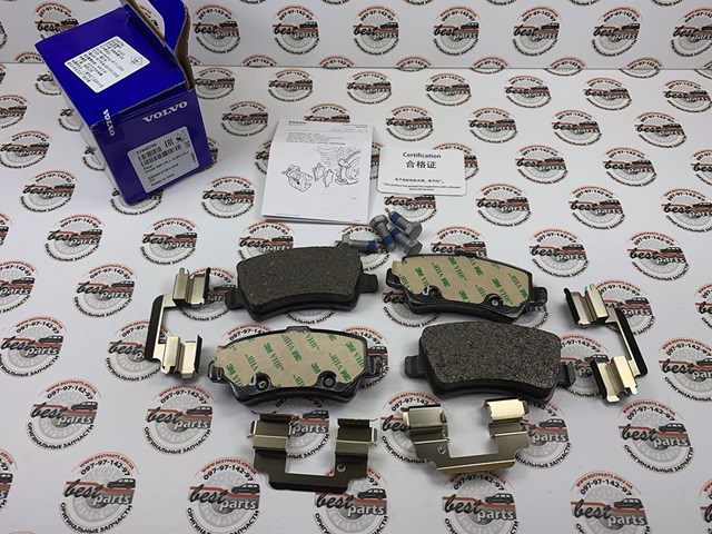 31445796 Volvo колодки тормозные задние дисковые