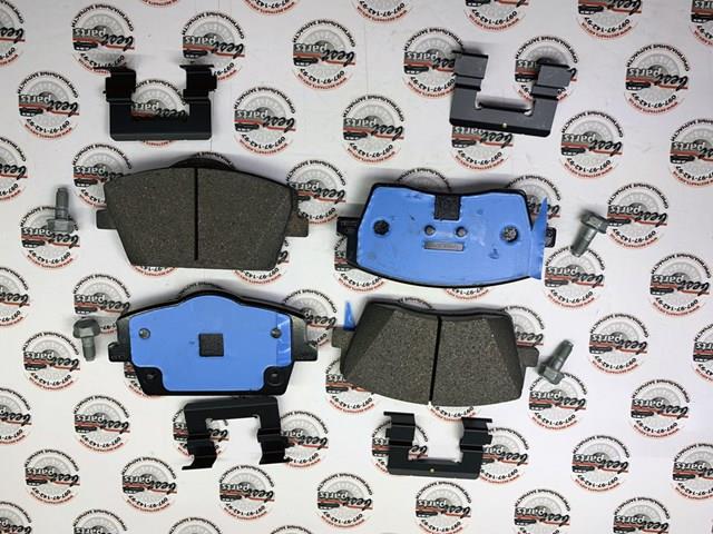 31471407 Volvo колодки тормозные передние дисковые