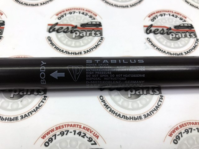 95851135905 Porsche амортизатор капота