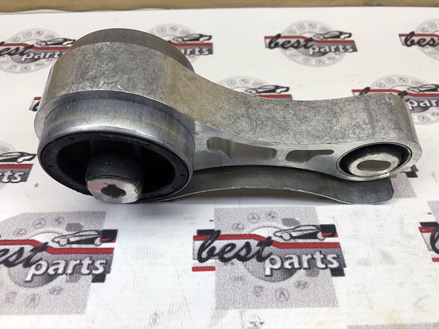 97037504120 Porsche подушка (опора двигателя нижняя)