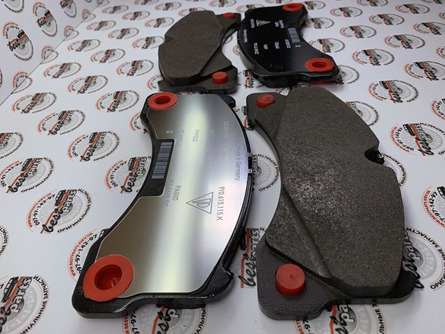 9Y0698151AA Porsche колодки тормозные передние дисковые