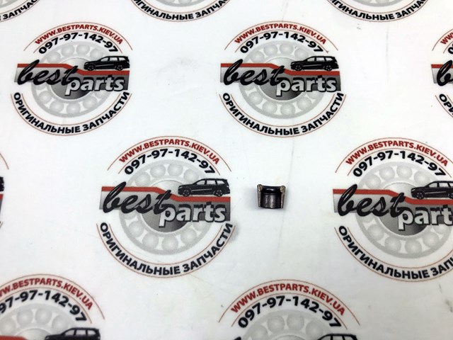 A0000531026 Mercedes сухарь клапана