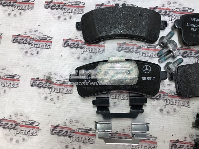 A0004203700 Mercedes задние тормозные колодки