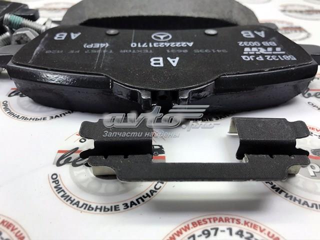 A0004203800 Mercedes колодки передние