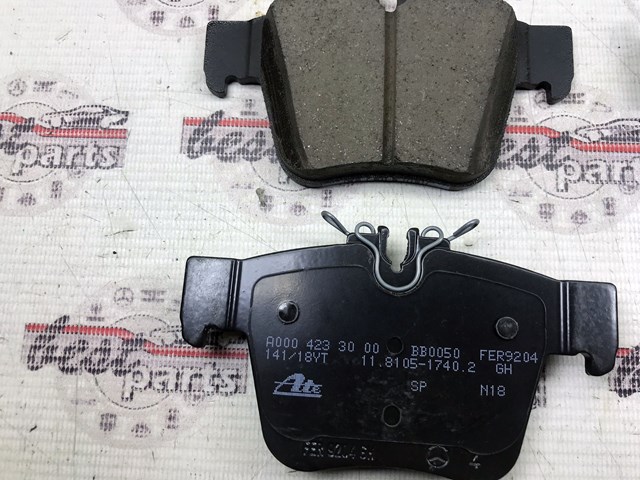 A0004208300 Mercedes задние колодки
