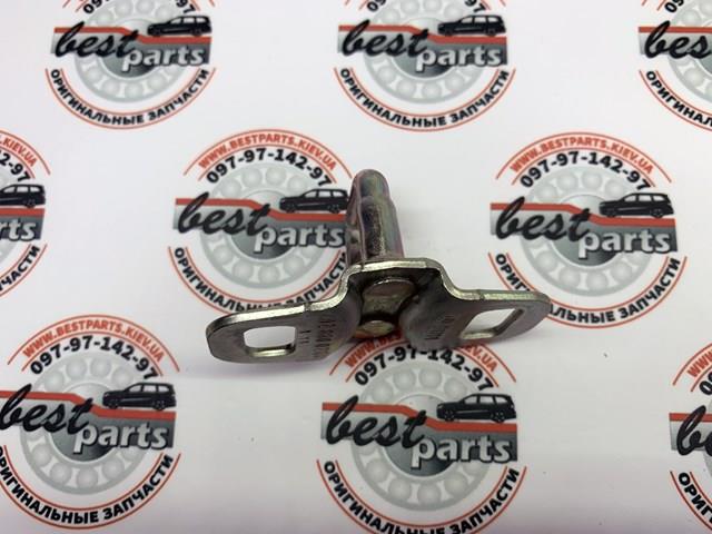 A2028800260 Mercedes замок капота