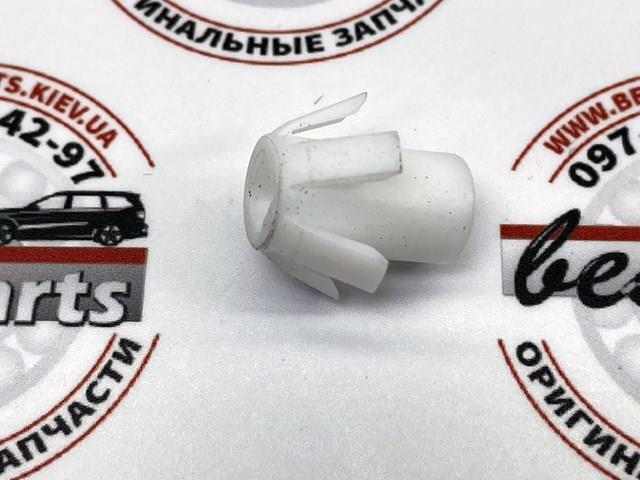 A2113280058 Mercedes клип