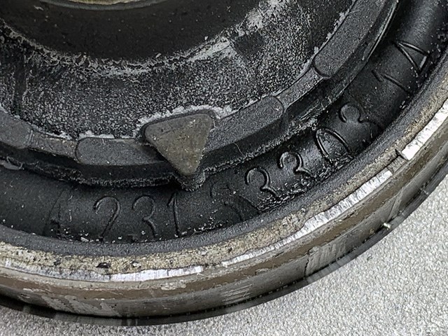 A2223307101 Mercedes рычаг передней подвески нижний левый