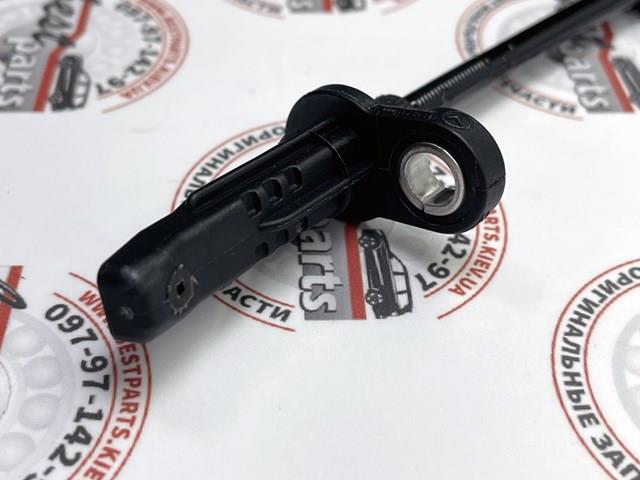 A2229050006 Mercedes датчик abs