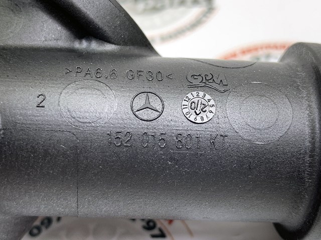 A2702000200 Mercedes фитинг насоса водяного
