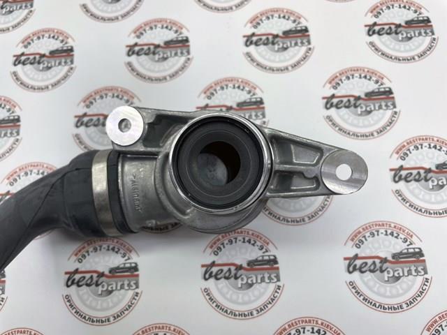 Трубка отвода картерных газов на Mercedes GL-Class (X164)