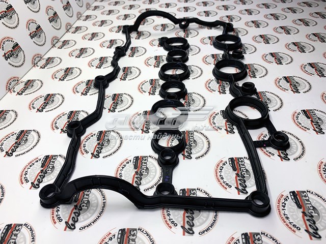 LR029132 Land Rover прокладка клапанной крышки двигателя