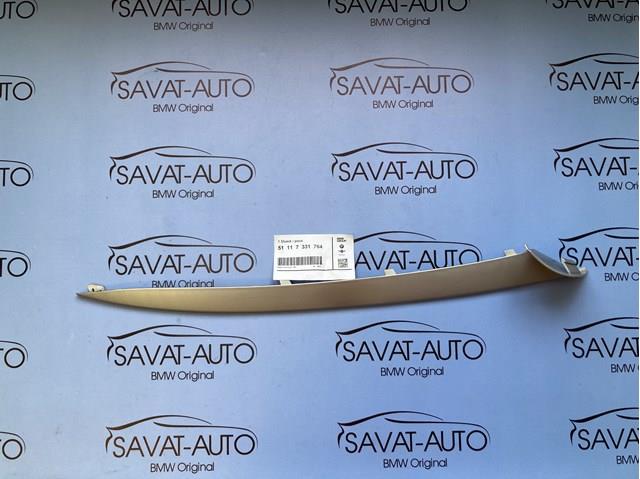 Молдинг решетки переднего бампера, правый на BMW 5 (F10)
