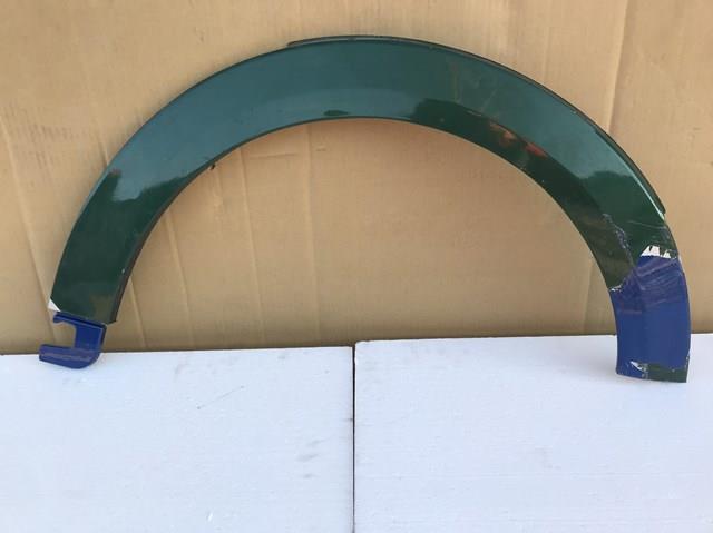 51777300820 BMW расширитель (накладка арки переднего крыла правый)