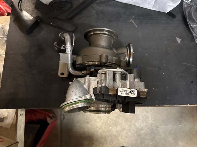 11658584219 BMW турбина