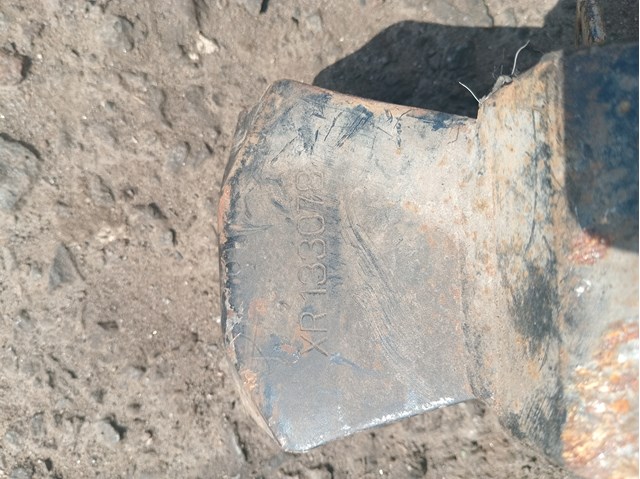 MR133078 Mitsubishi подушка коробки передач