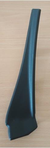 668944CL0A Nissan уплотнитель крыла