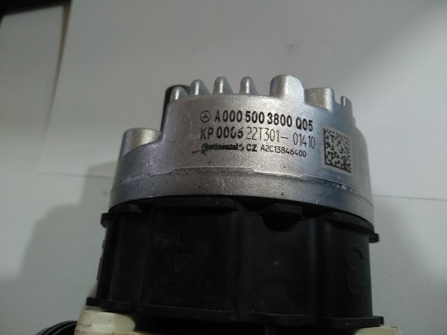 A0005003800 Mercedes помпа водяная (насос охлаждения, дополнительный