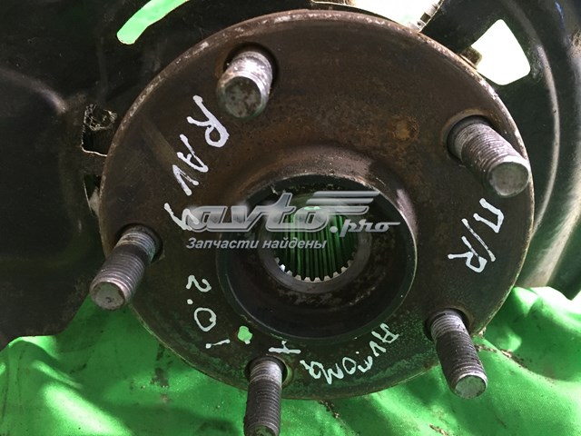 4355042010 Toyota ступица передняя
