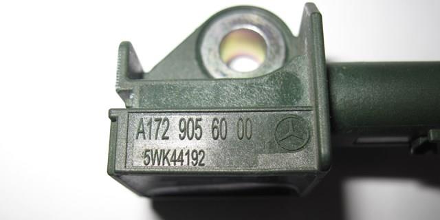 Датчик продольного ускорения на Mercedes C (W204)
