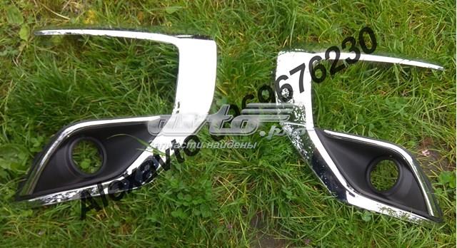 6407A144 Mitsubishi молдинг решетки бампера переднего правый