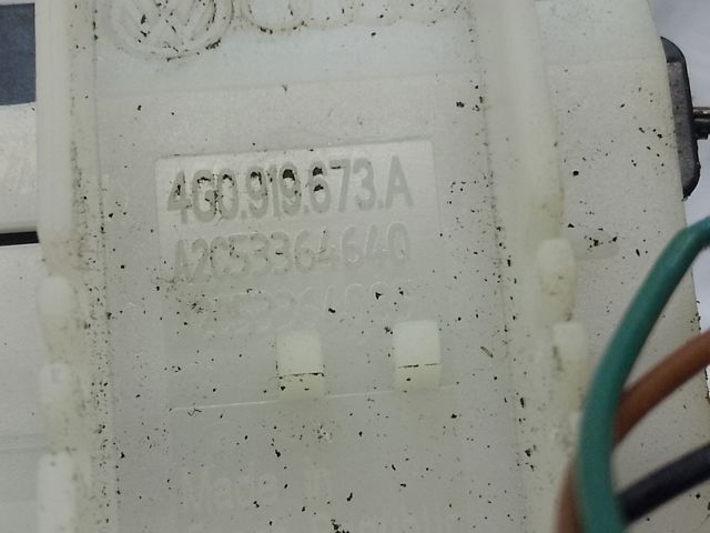4G0919673C VAG Датчик уровня топлива в баке левый