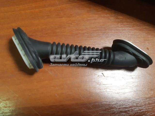 61139229745 BMW втулка багажной двери
