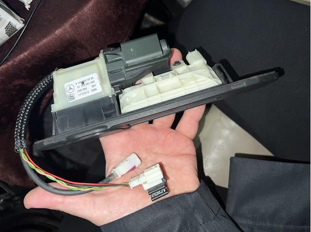 1667500993 Mercedes ручка крышки багажника