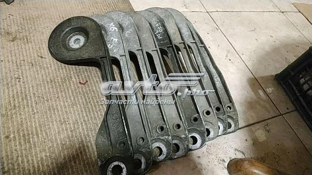 33326770979 BMW тяга поперечная реактивная задней подвески