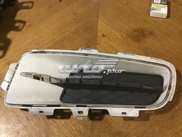 51117159593 BMW решетка бампера переднего левая