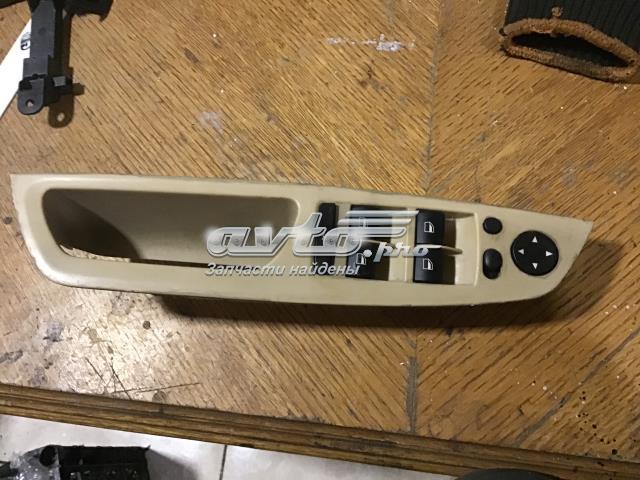 61319218044 BMW кнопочный блок управления стеклоподъемником передний левый