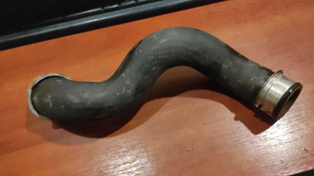 A2045011682 Mercedes шланг (патрубок радиатора охлаждения нижний)