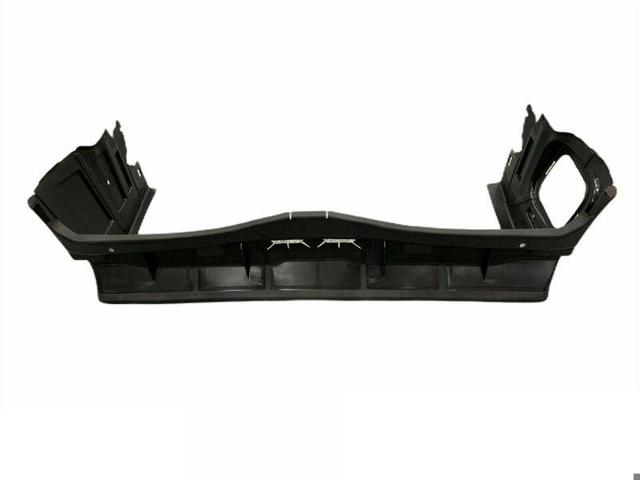 51747399996 BMW воздуховод радиатора вх g01 g02