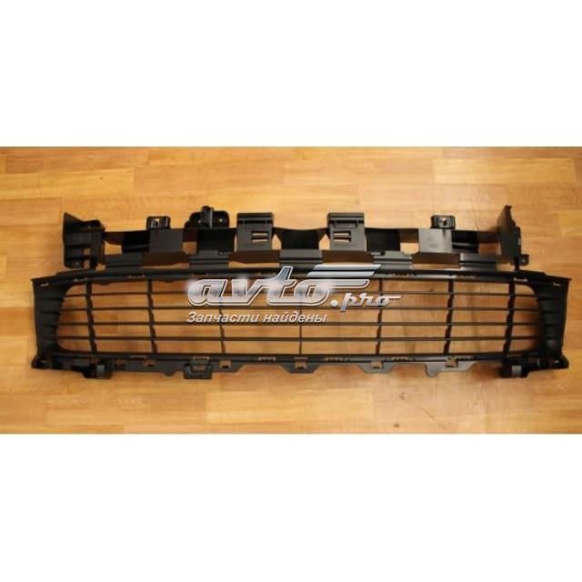 622543229R Renault (RVI) решетка бампера переднего центральная