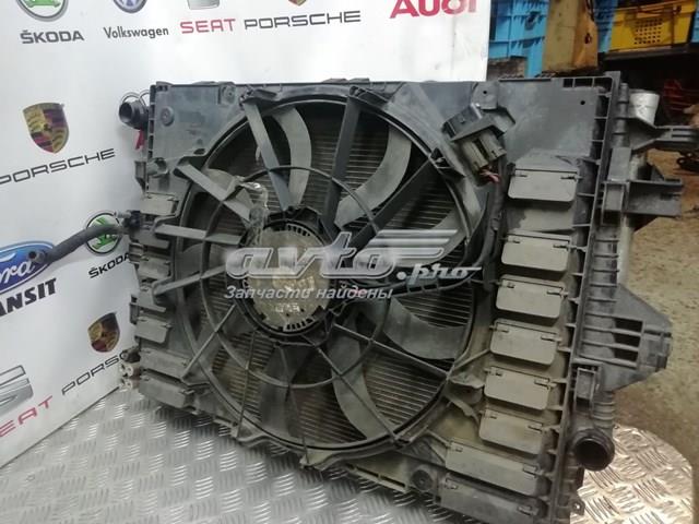 7P0121203H VAG диффузор радиатора охлаждения, в сборе с мотором и