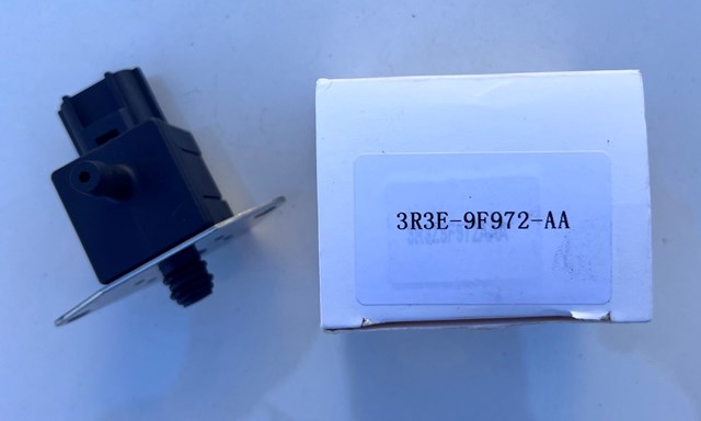 3R3Z9F972AA Ford сравнить цены на Автопро